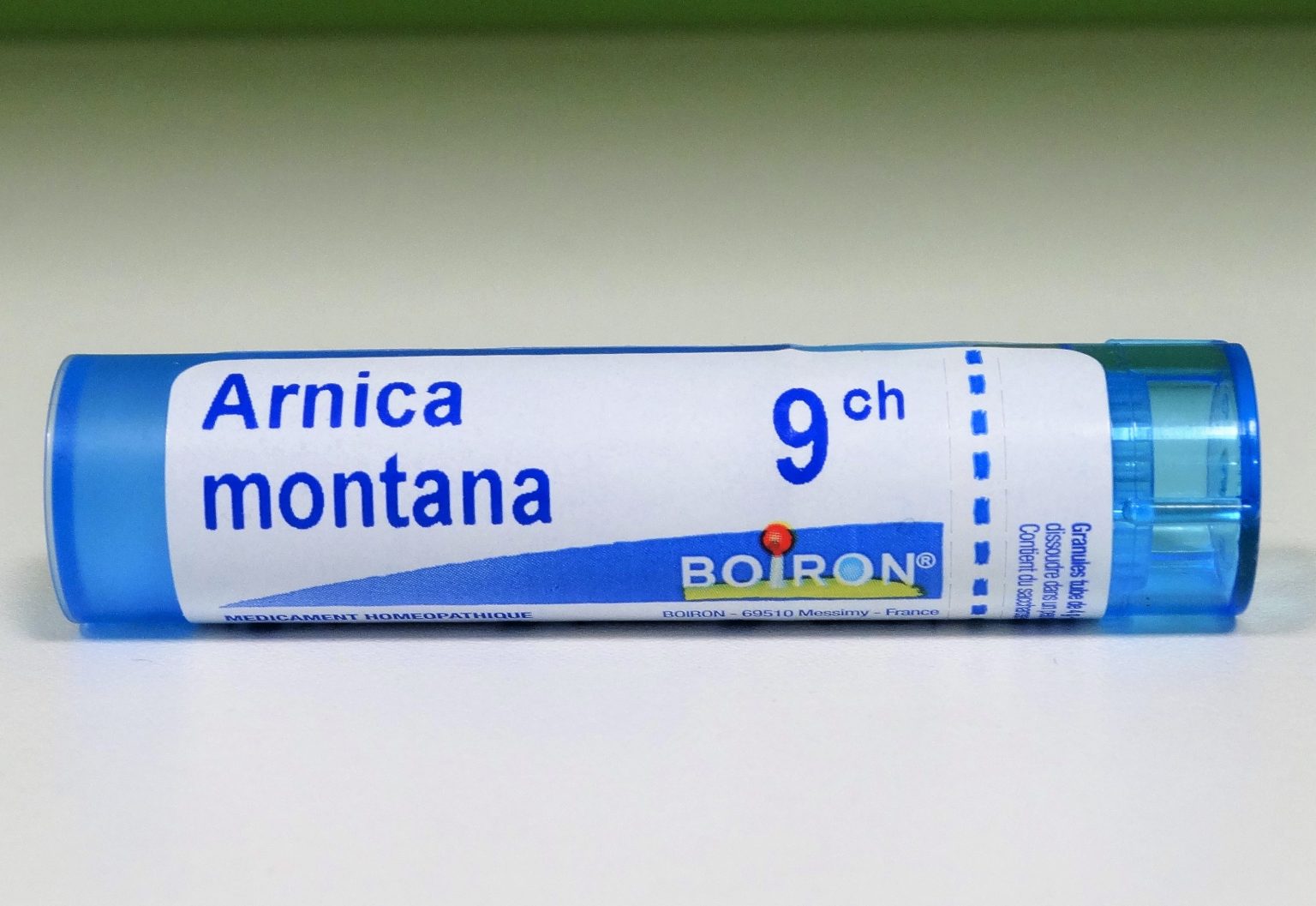Boiron Arnica Montana 9CH tubo gránulos medicamento homeopático traumatismos musculares